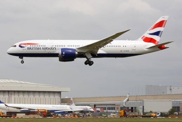 PICTURES: BA's first 787 lands at London Heathrow | News | Flight Global