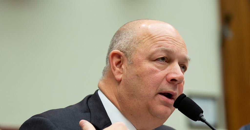 FAA chief vouches for safety of Boeing 737 Max, cites ongoing pilot ...