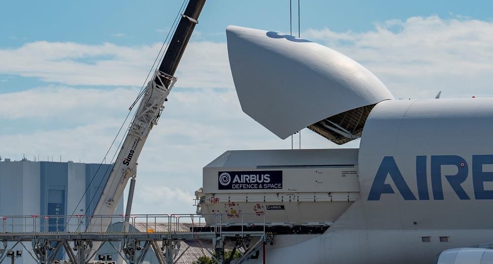 Airbus opens space market for Beluga with satellite transfer to Cape Canaveral | News | Flight ...