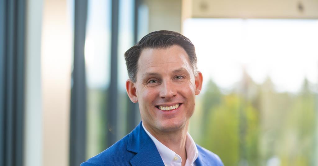 Alaska Air shuffles leadership with new Alaska COO and Horizon CEO ...