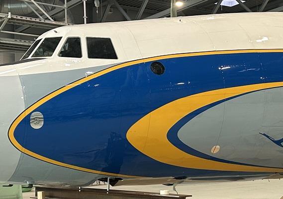 Lufthansa shows off paint scheme for vintage Lockheed Starliner ...
