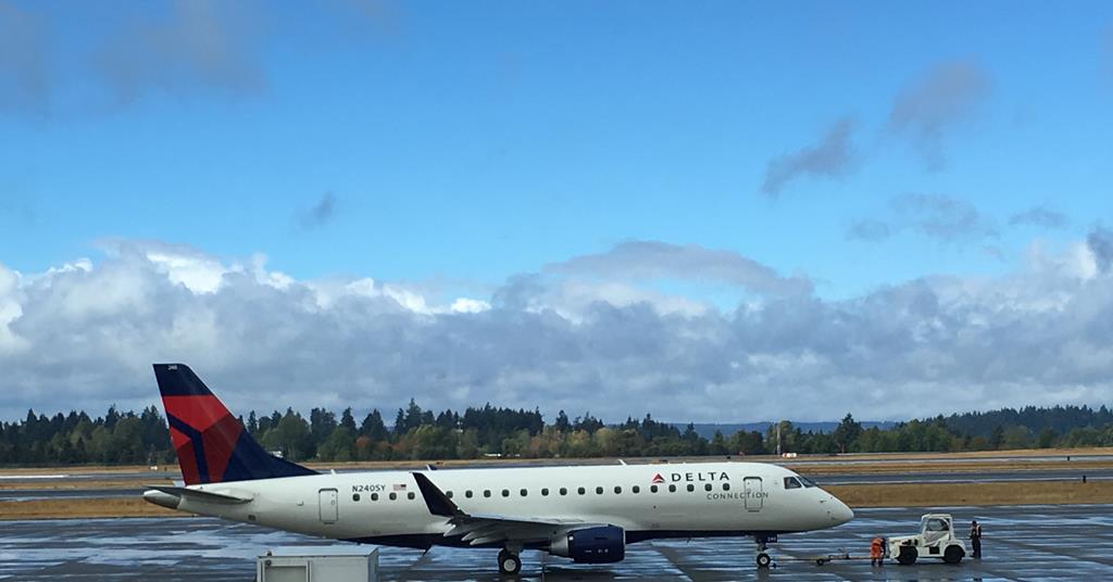 Embraer third-quarter revenue rises to $958m | News | Flight Global