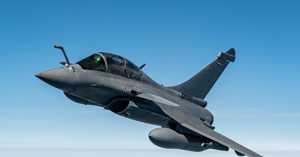Ukraine signs deal for 100 French-made Rafale F4 fighter jets by 2035 ...