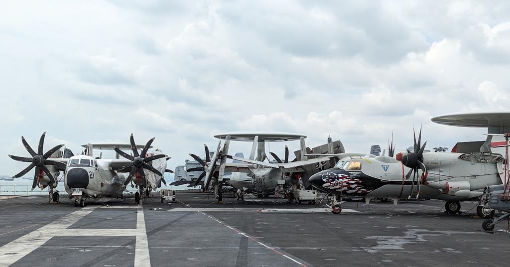 USS Carl Vinson deployment sees Block III Super Hornets teamed with F ...