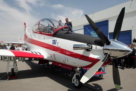 PICTURE: TAI rolls out Turkey's first Hurkus trainer | News | Flight Global