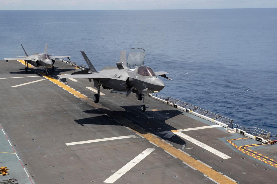 US Marines tout F-35 sensor suite; explore ‘lightning carrier’ concept ...
