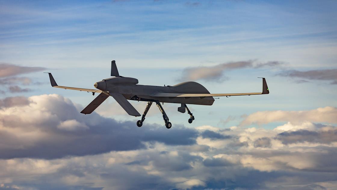General Atomics launches Altius-600 drone from MQ-1C Gray Eagle | News ...