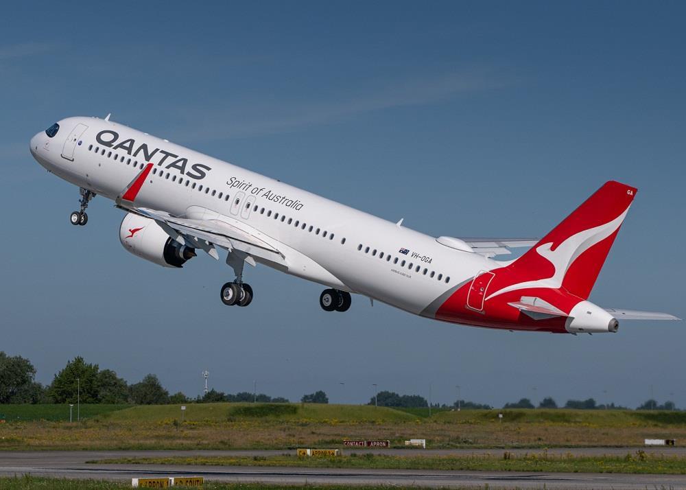 Sofiaizaaa of taylor a month ago on a bittersweet evening.