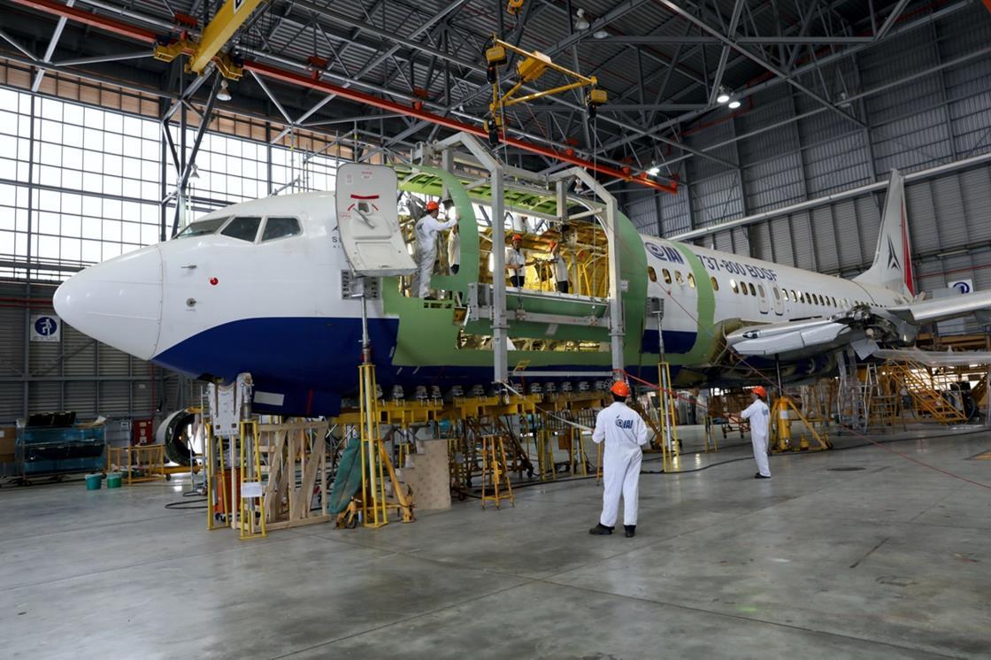 IAI ships first cargo-converted 737-800s following certification | News ...