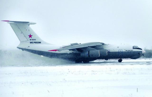 PICTURE: Russia's improved Il-78 tanker makes flying start | News ...