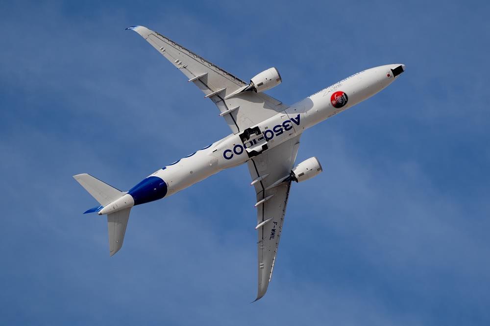 Emirates will only assess A350-1000 once engines meet durability ...