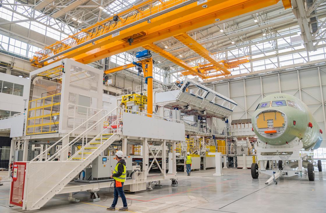 Airbus shows off latest A321 final assembly line in former Toulouse ...