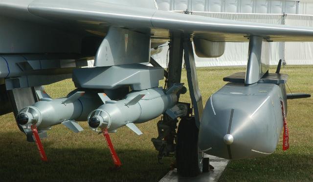 DSEI: UK orders penetrating warhead for Paveway IV bomb | News | Flight ...