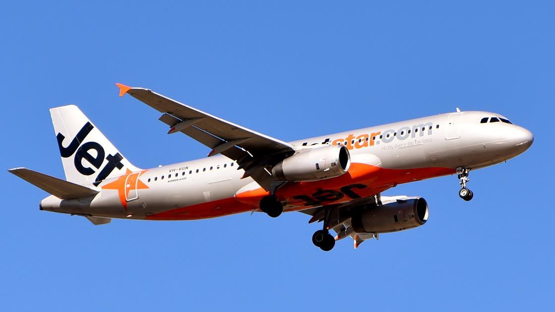 Jetstar appoints ex-Qantas customer chief as new CEO | News | Flight Global
