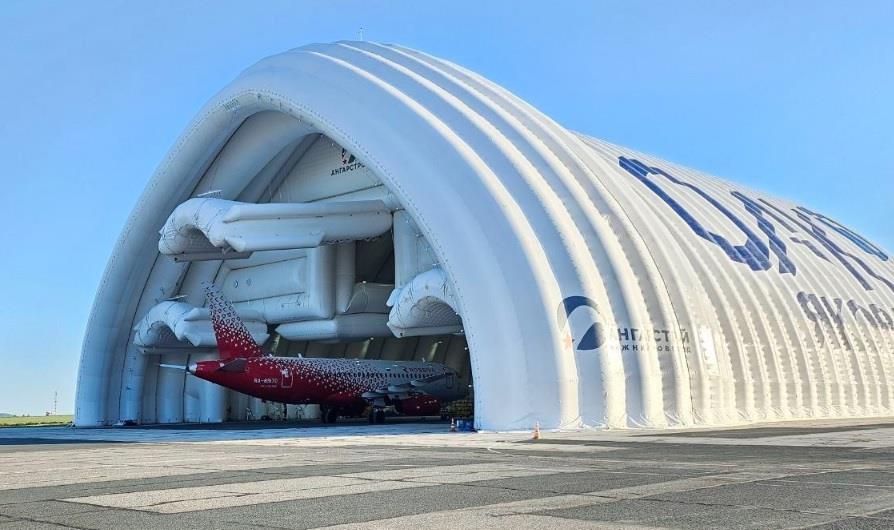 Yakovlev sets up Superjet maintenance station with inflatable hangar | Flight Global