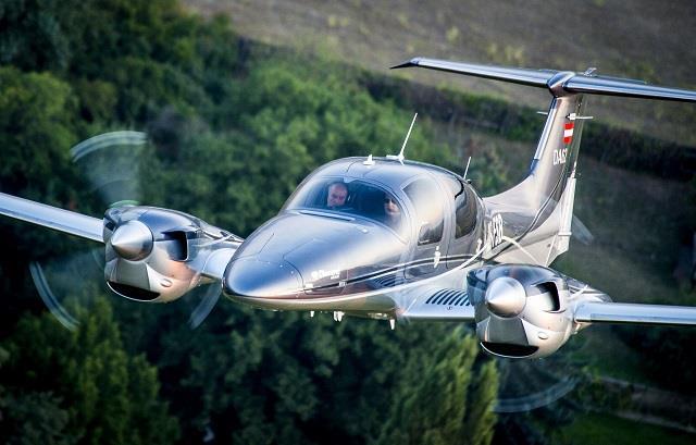FLIGHT TEST: Diamond's DA62 glitters | News | Flight Global