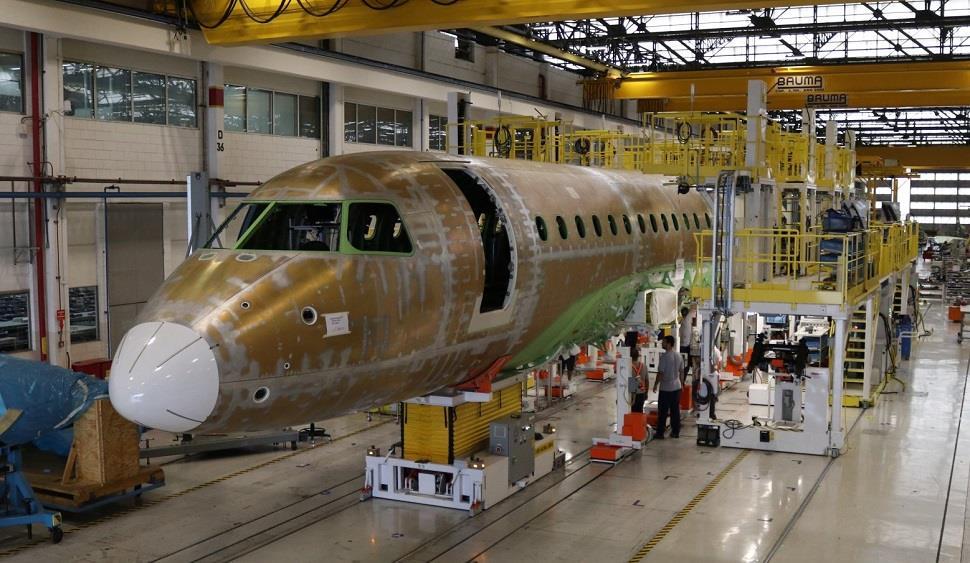 Embraer delays E175-E2 service entry one year | News | Flight Global