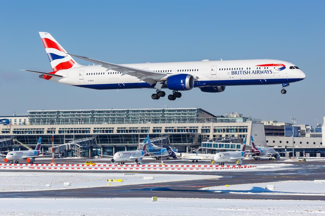 IAG reveals orders for 71 widebody jets from Airbus and Boeing | News ...