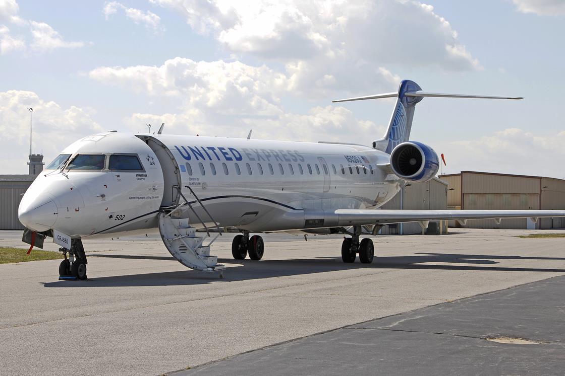 GoJet dangles hefty signing bonus for captains amid revival of 40 CRJ ...