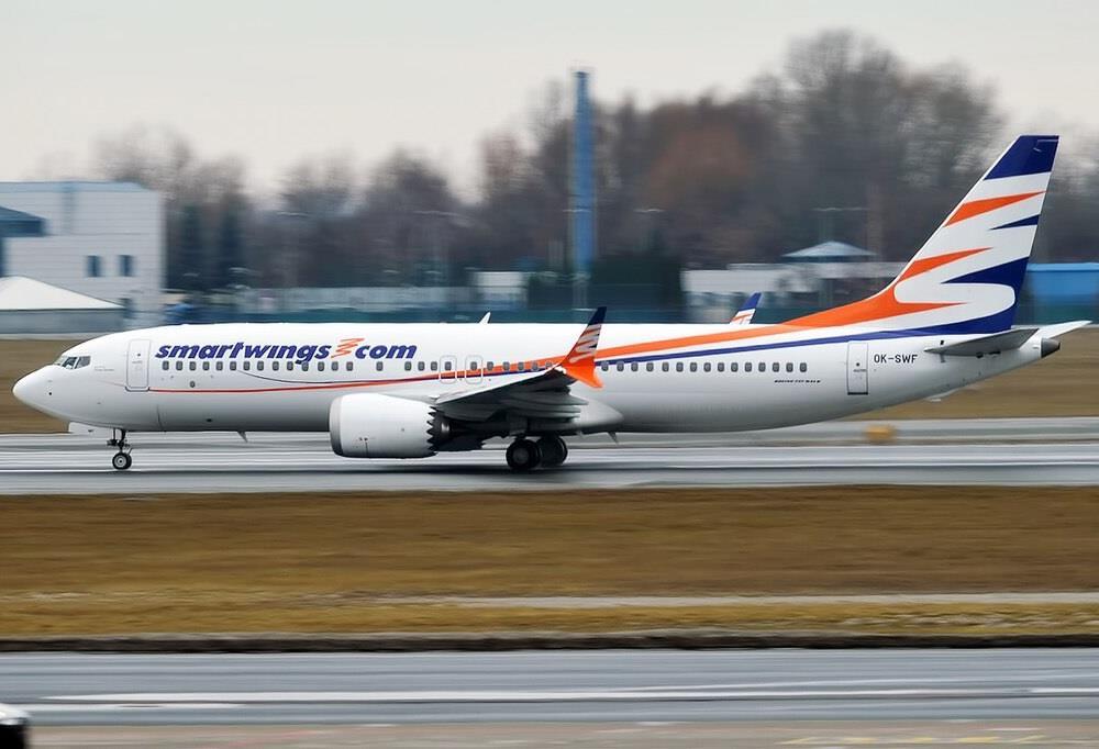 Crew of 737 flew at low height to correct approach after pressure ...