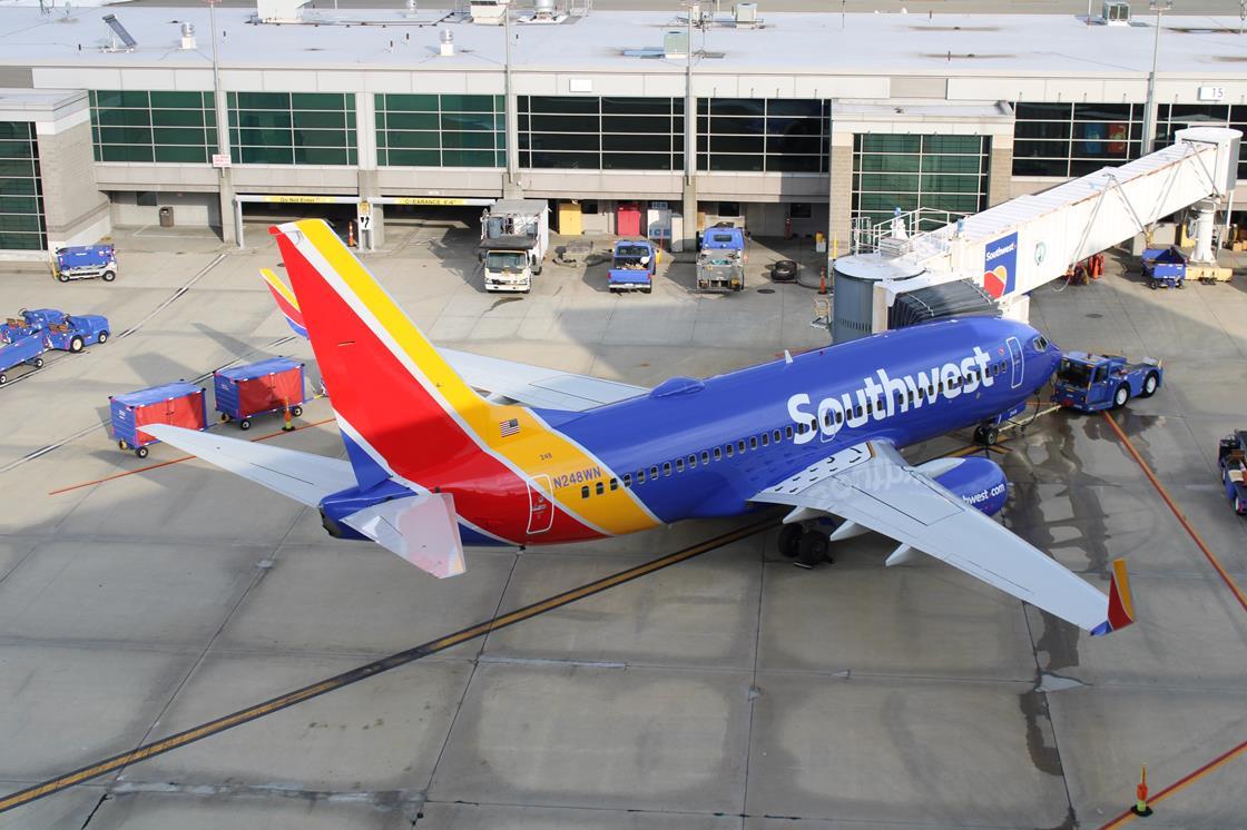 Southwest picks Tom Doxey to replace retiring CFO Tammy Romo | News ...