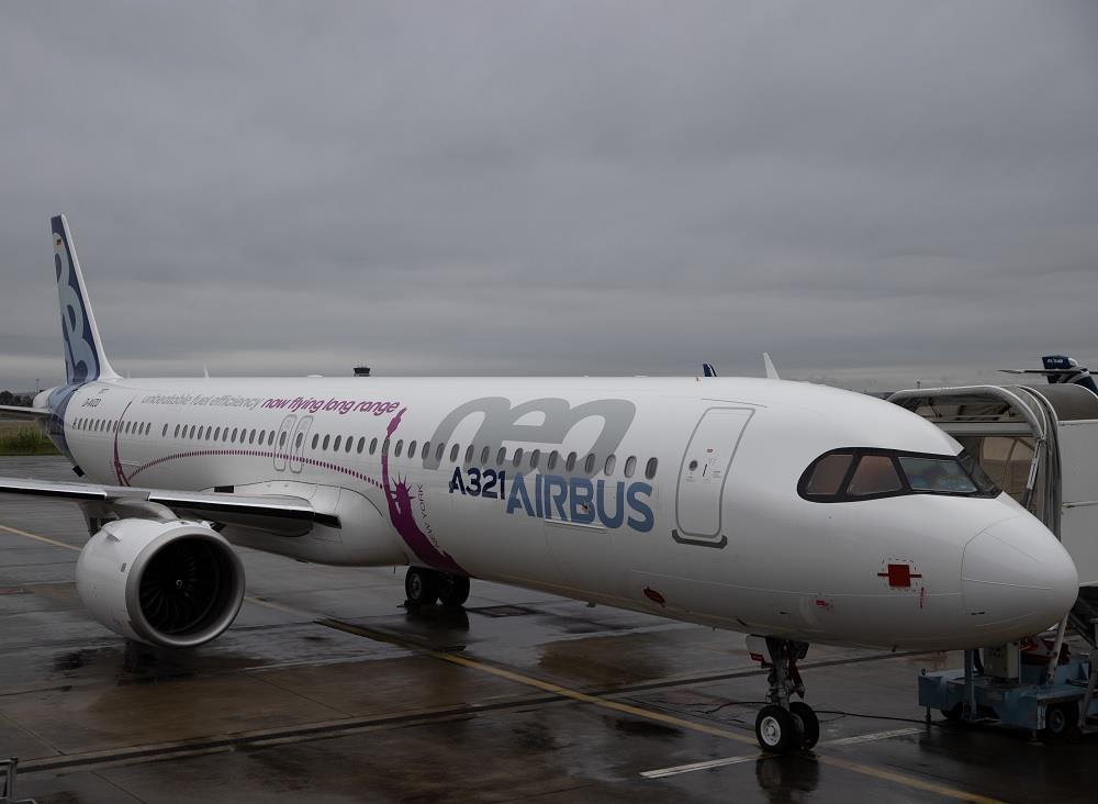 Airbus exceeds revised delivery target but total stays below 800 ...