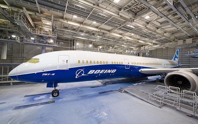 PICTURES: Boeing rolls out first 787-9 in new livery | News | Flight Global