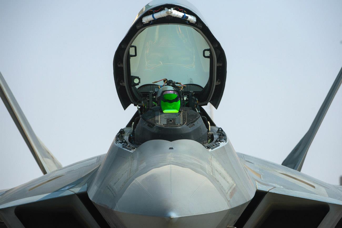 fighter pilot f 22