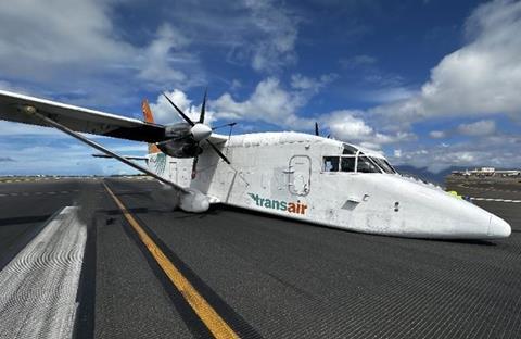 Transair Shorts 360 crew distracted before gear-up landing at Honolulu ...