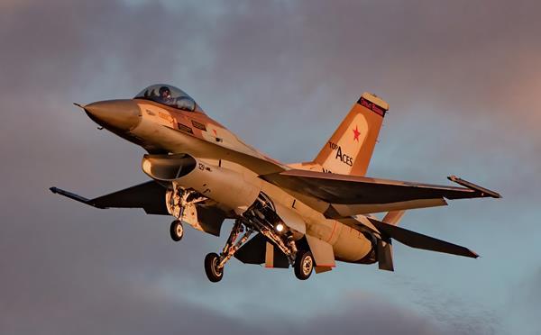 Why Lockheed Martin’s F-16 remains a prize fighter 50 years after ...