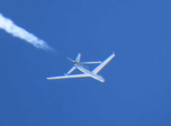 JASDF spots Chinese WZ-7 UAVs flying into Western Pacific | News ...