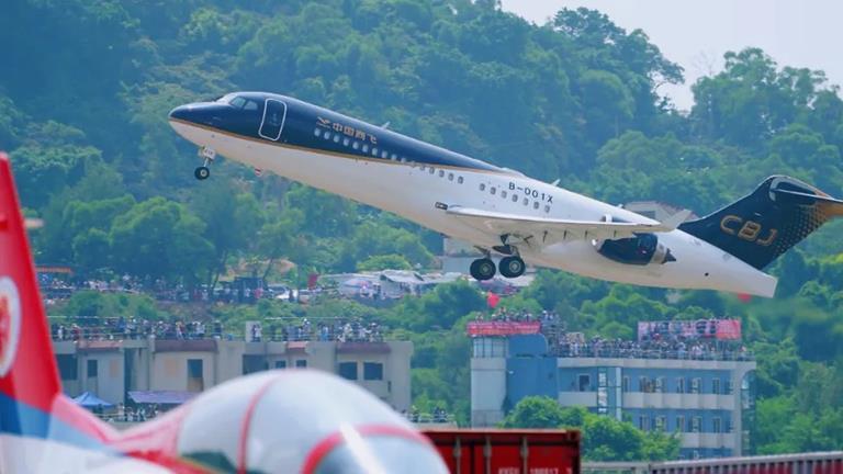 Comac unveils business jet version of ARJ21 | News | Flight Global