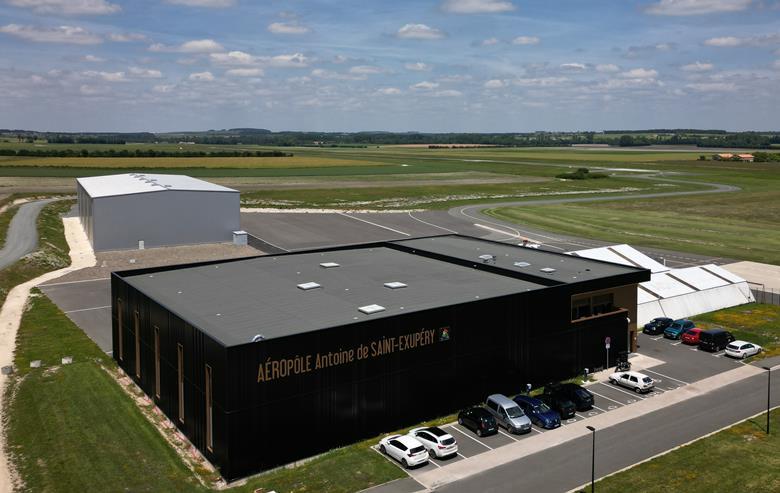 Grob Aircraft France launches TPX Cobra trainer, with ISR version to ...