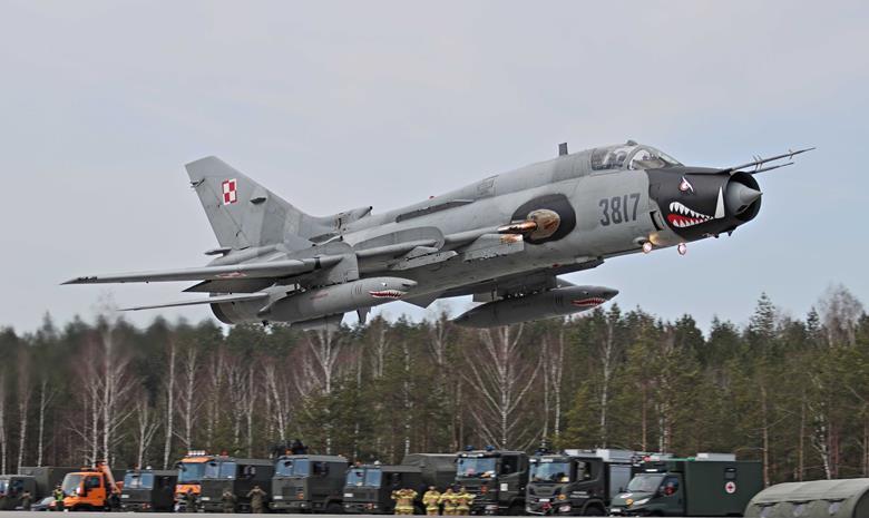 Polish air force sharpens road-strip operating skills in latest ...