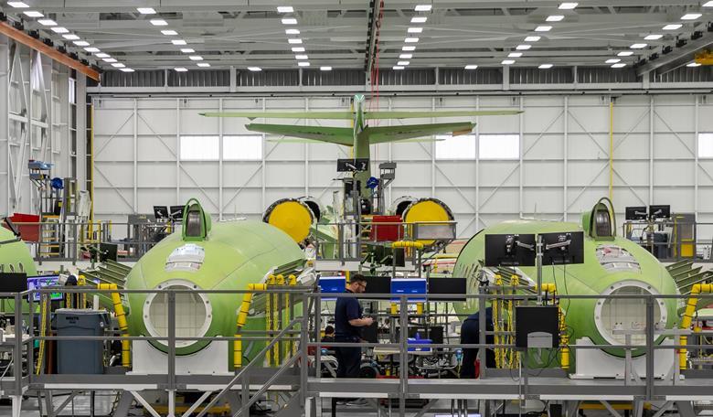 Gulfstream pitches G400 at large-cabin market ‘sweet spot’ | In depth ...