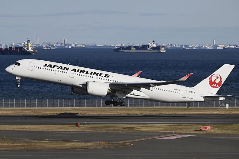 Tokyo Haneda to resume operations on runway closed after A350-Dash 8 ...