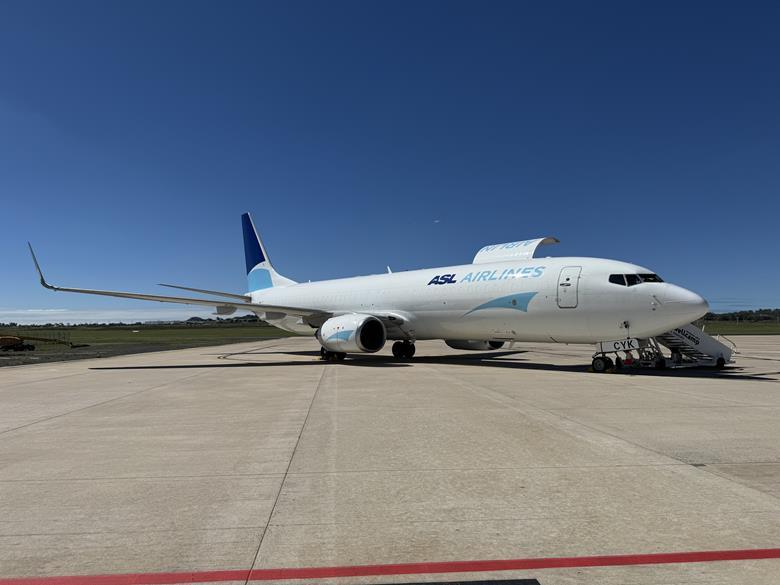 ASL Airlines Australia receives country’s first Boeing 737-800BCF ...