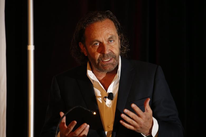 VistaJet parent increases US footprint with Apollo Jets acquisition ...