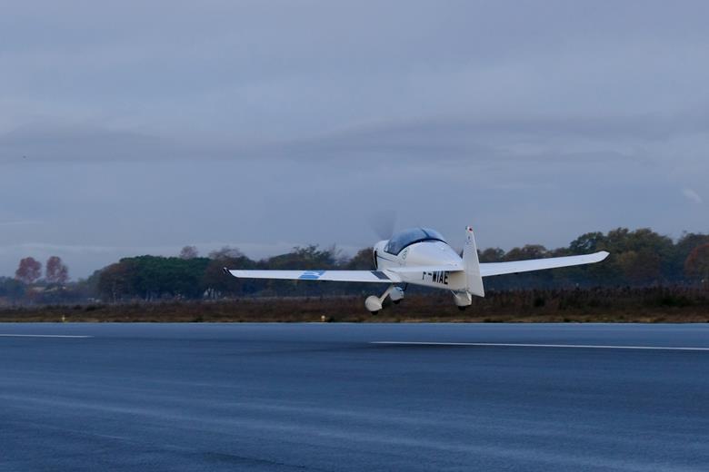 European electric aircraft developers Aura Aero and Vaeridion expand ...
