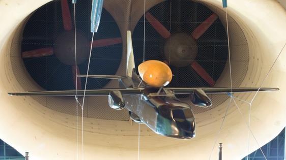 Cryogenic tank designs tested for proposed Russian 50-seat regional ...