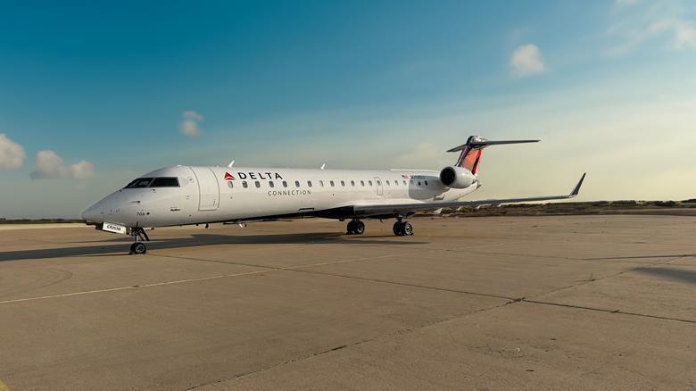 SkyWest introduces first Bombardier CRJ550 flying for Delta Connection ...