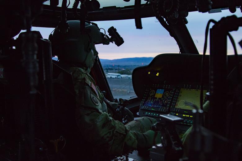 Black Hawk involved in PSA Airlines crash was conducting a night ...