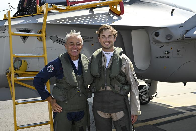 Step inside the Beechcraft M-346N jet vying to train the next ...