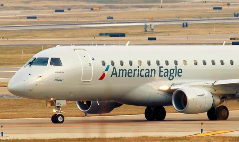 Ramp personnel held engine-safety brief before fatal E175 ingestion ...