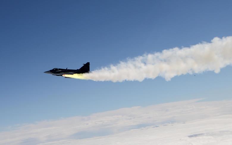 Gripen E performs first Meteor missile test shot | News | Flight Global