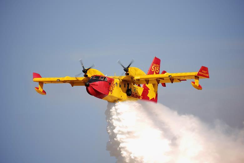 De Havilland to develop updated water bomber called DHC-515 Firefighter ...